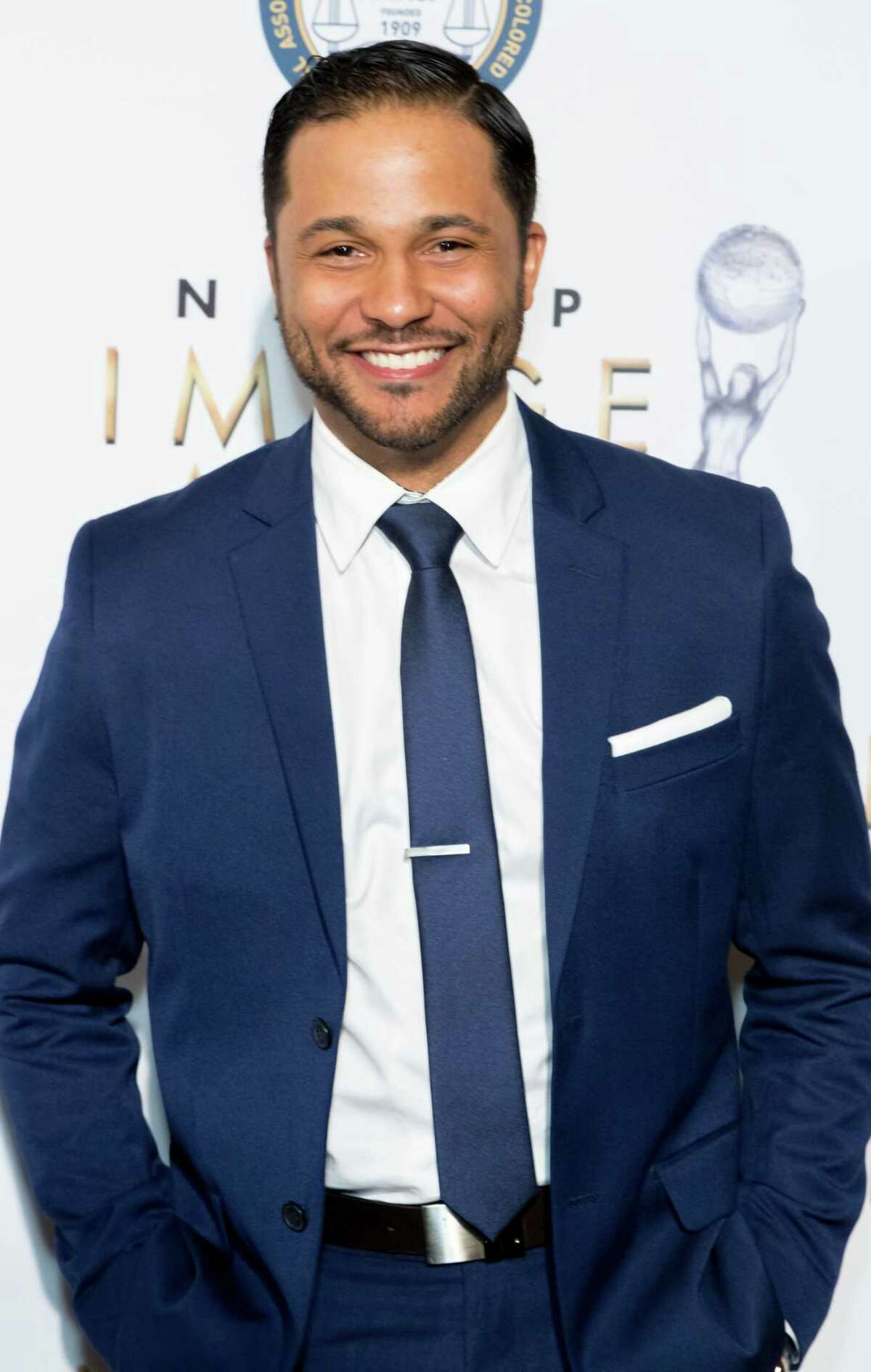 Nice guy Jason Dirden says it's good to be bad on 'Greenleaf'