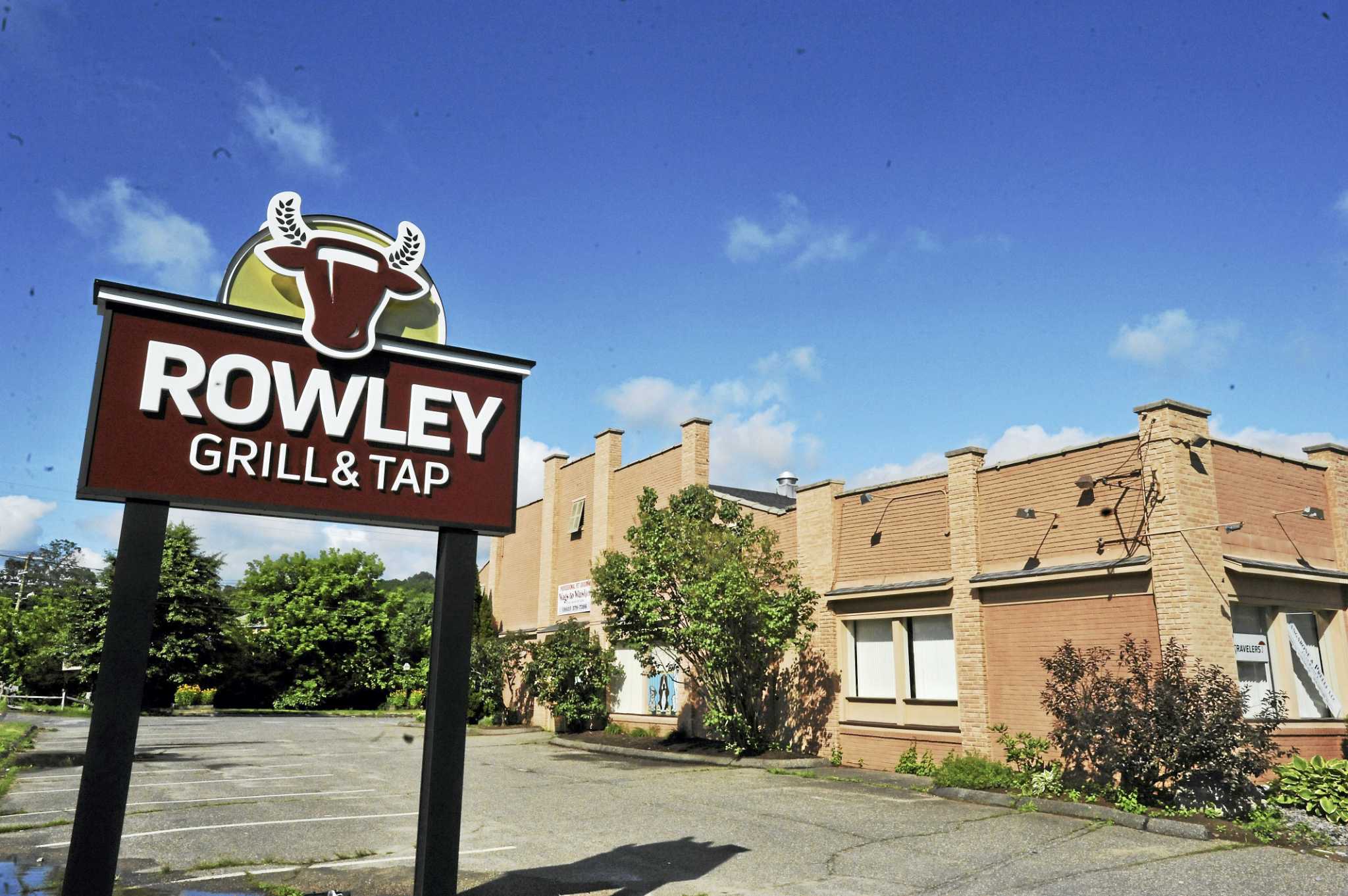 Winsted residents open Rowley Street Tap & Grill to positive response