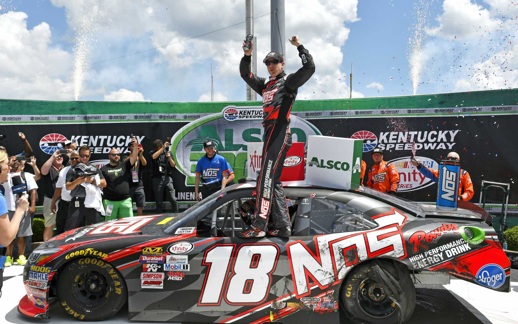 Kyle Busch repeats as Xfinity Series winner at Kentucky