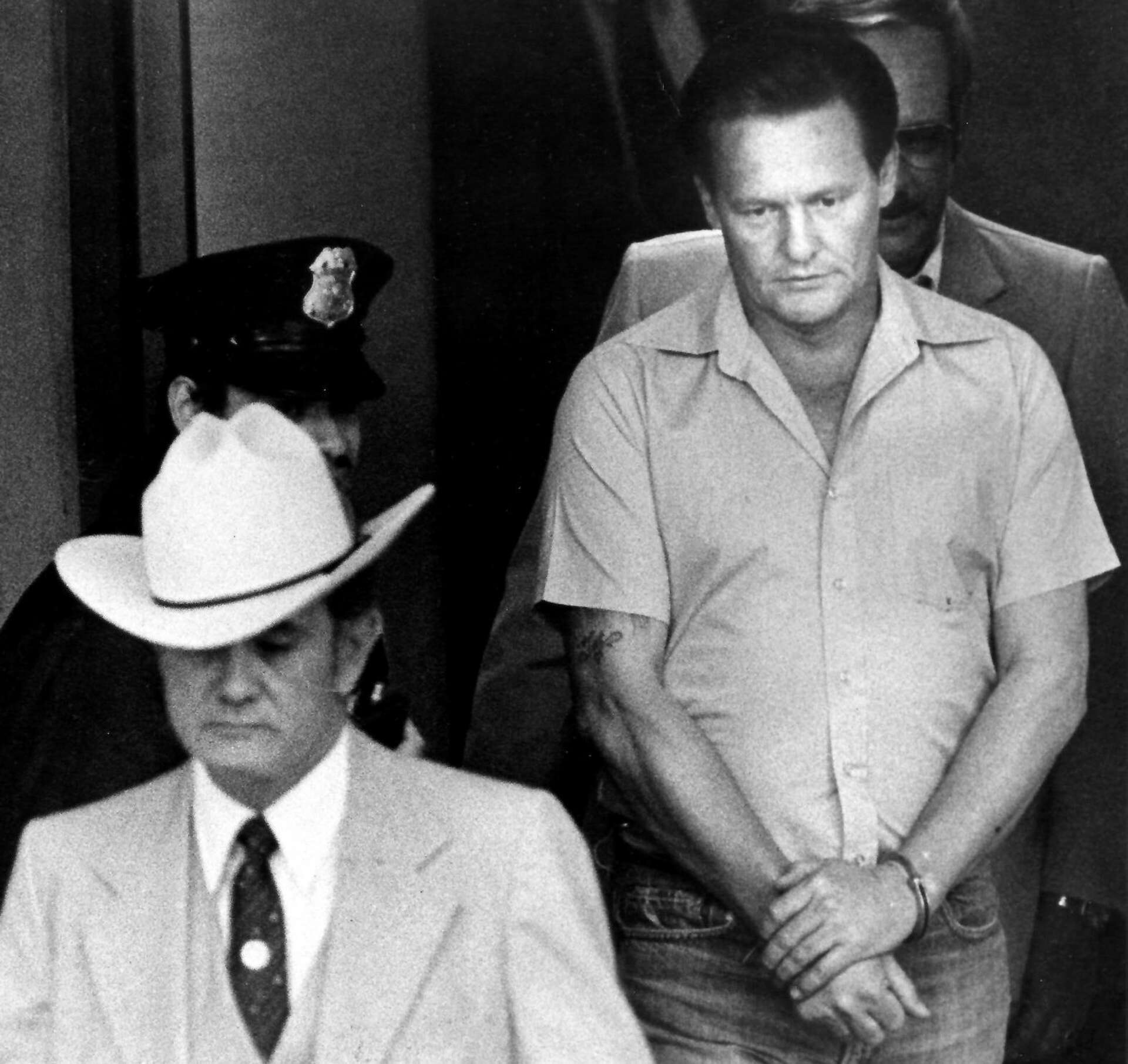 Wood Harrelson's tie to 1979 'crime of the century'