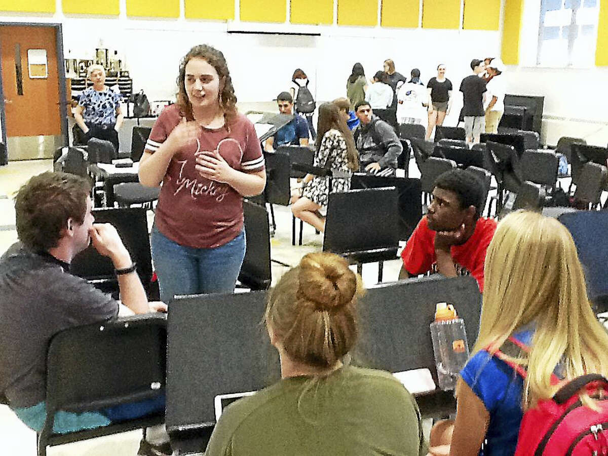 Lewis S. Mills High School sign language students welcome American ...