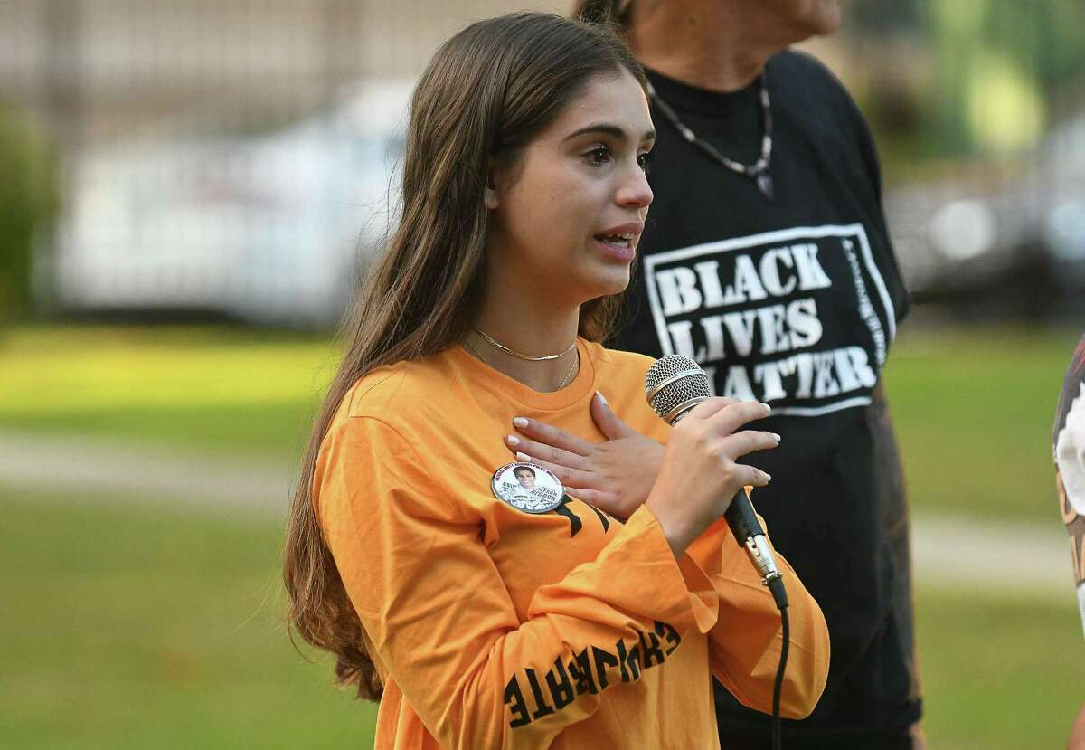 ‘Fuzzy’ reform plan for Bridgeport cops