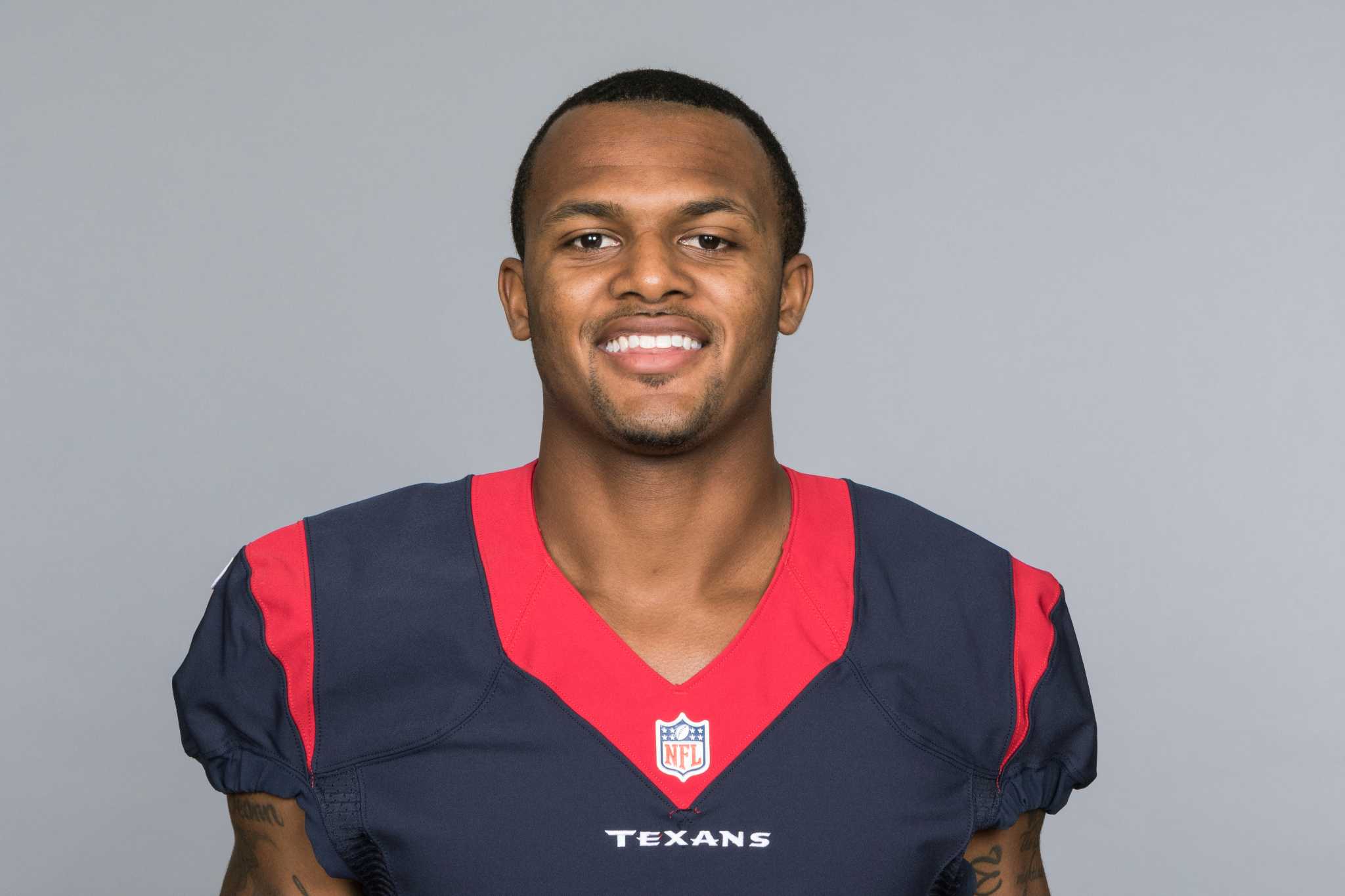 Rookie quarterback Deshaun Watson not rattled under pressure