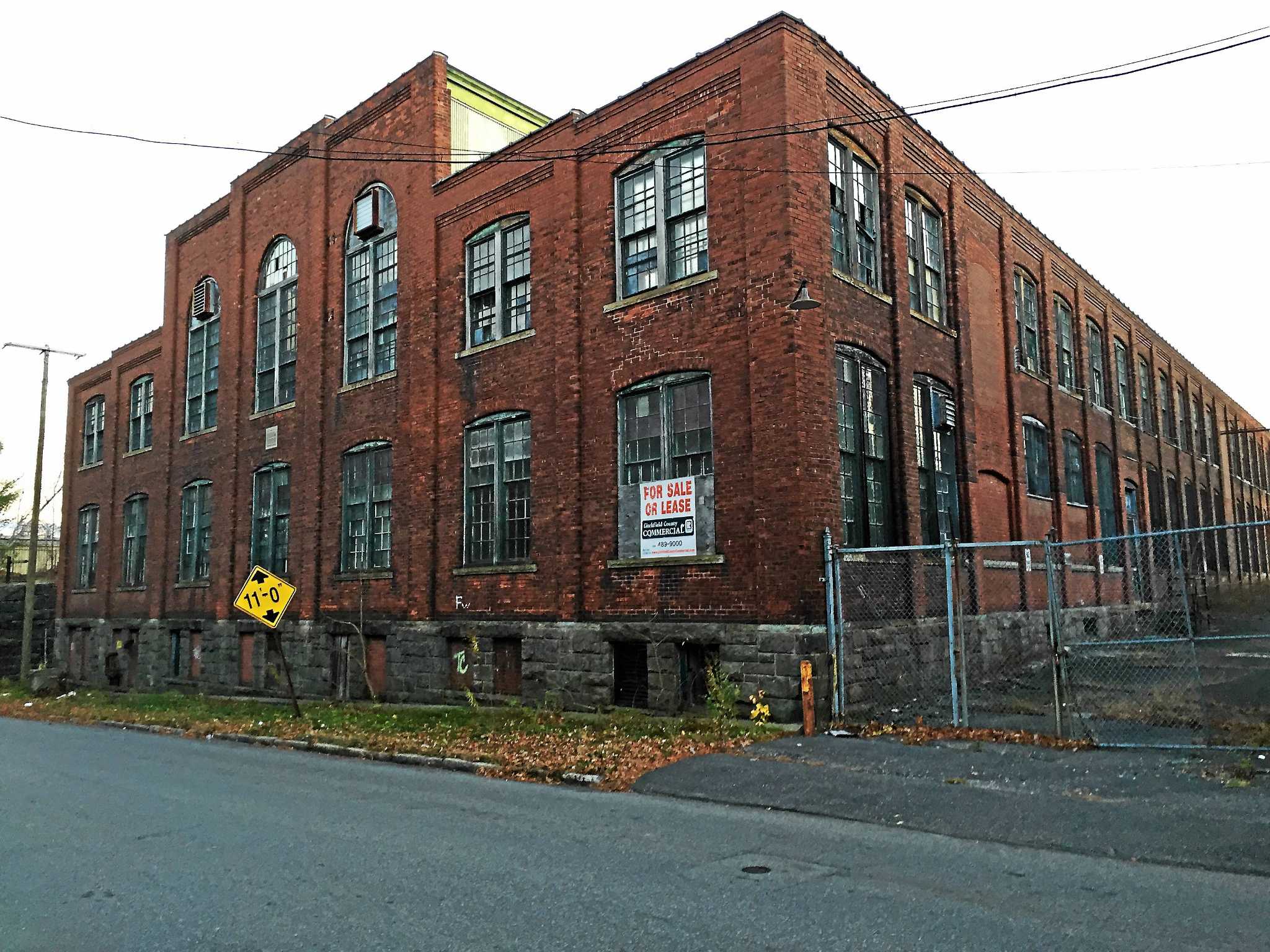 Torrington approves further assessment of Stone Container site