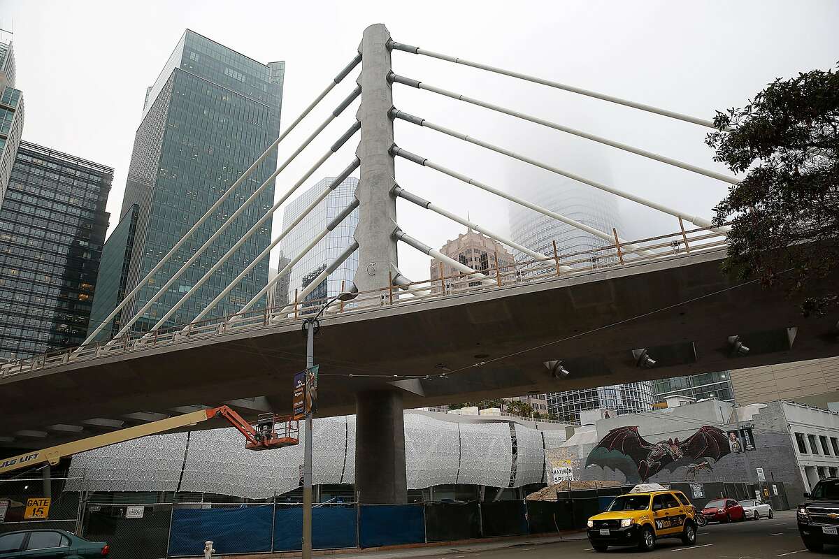 Design, function intersect at Transbay Transit Center’s bus bridge