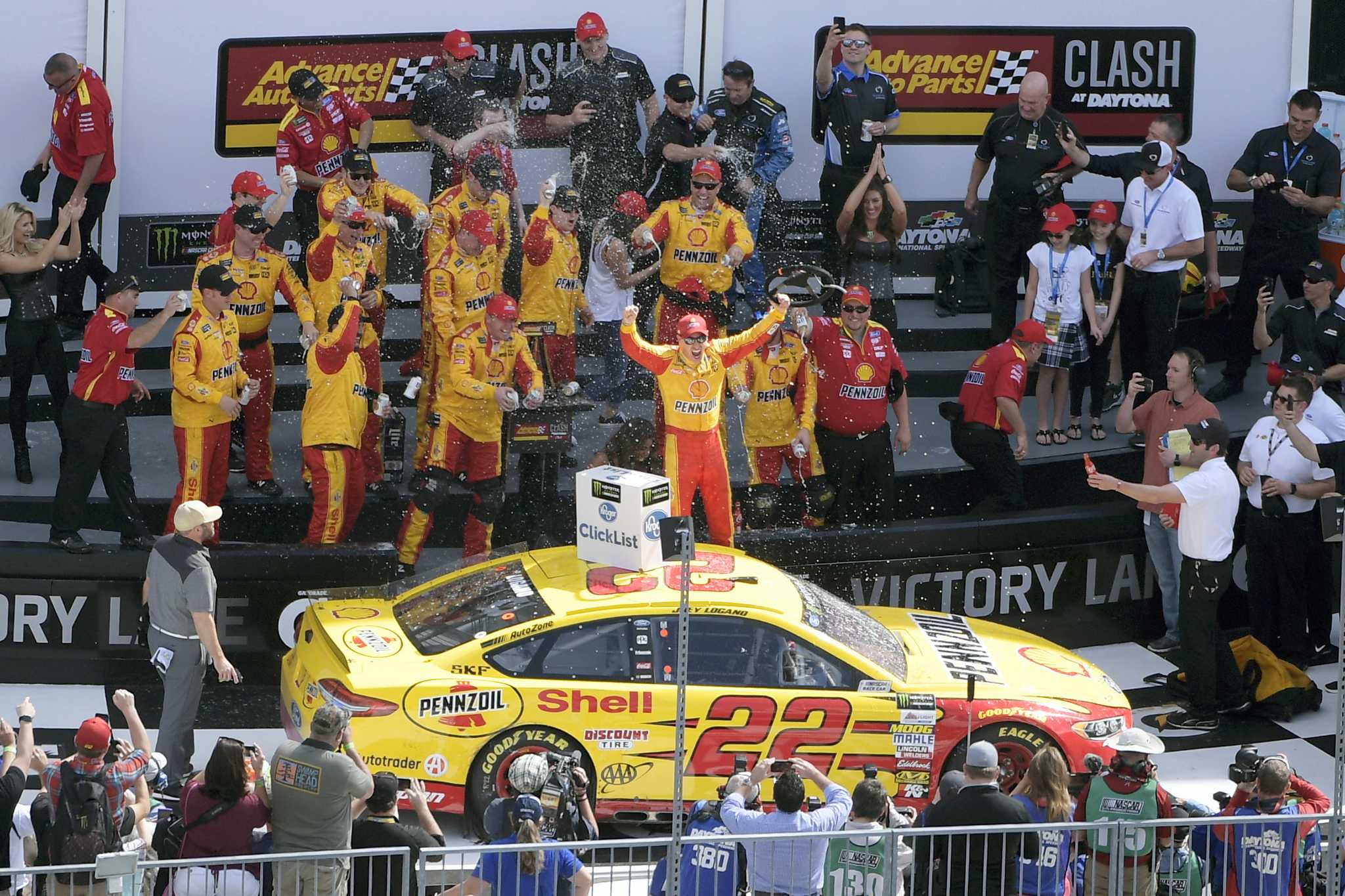 Joey Logano takes advantage of late crash, wins Clash at Daytona