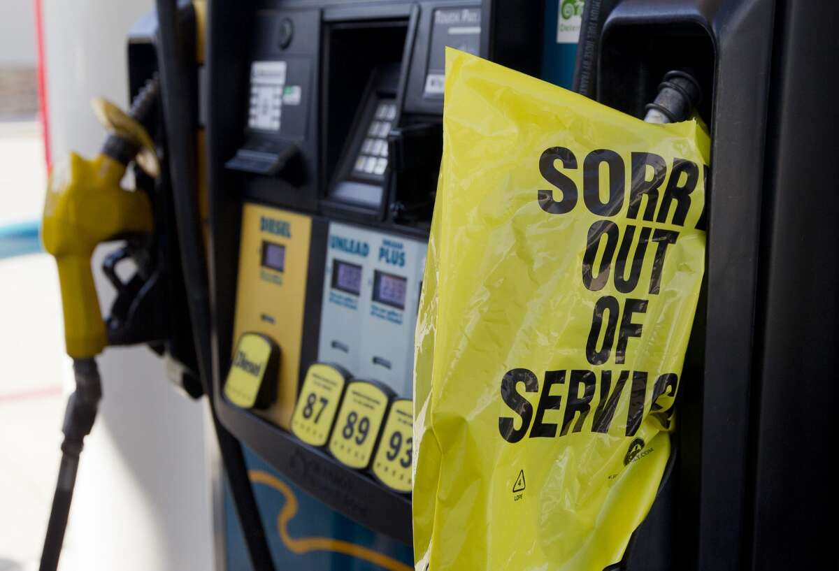 Man who poured gas on car in Dallas gas station fight tells his side of ...