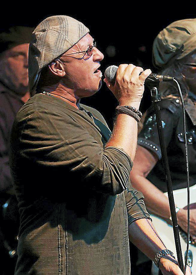 Blues Beat: Jay Stollman to play at 41 Bridge Street Live