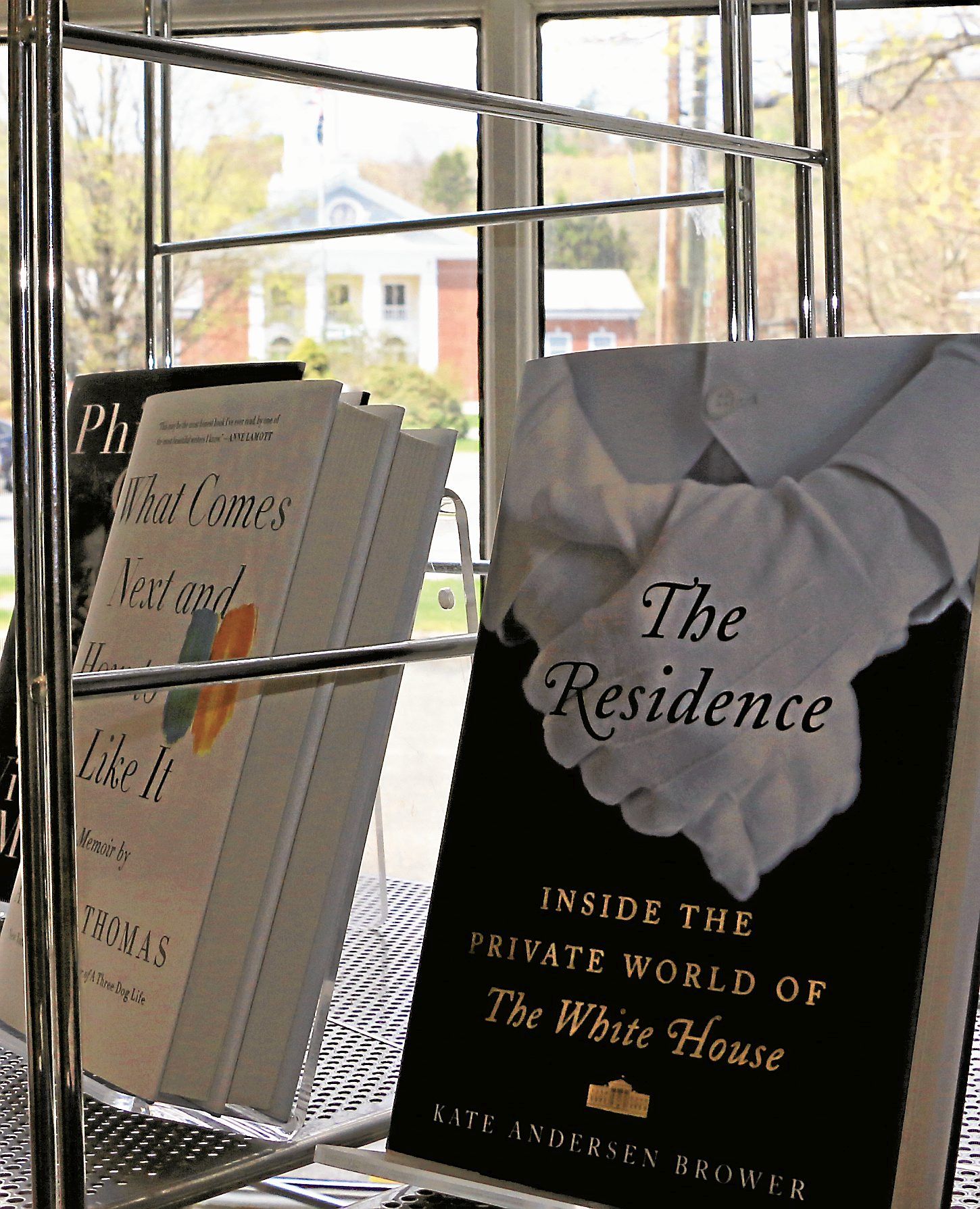 Washington, Conn., native gets fresh look into the White House