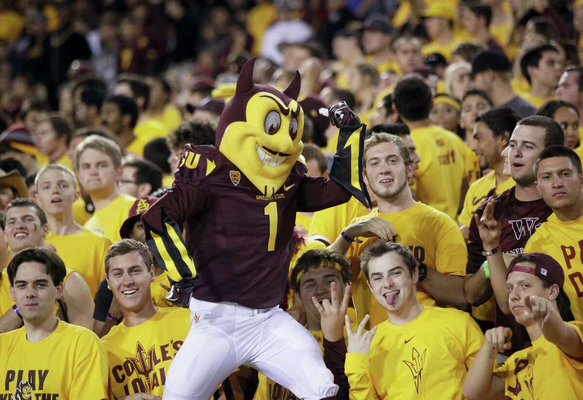 Mascot Hall of Fame gives furry cheerleaders a spotlight