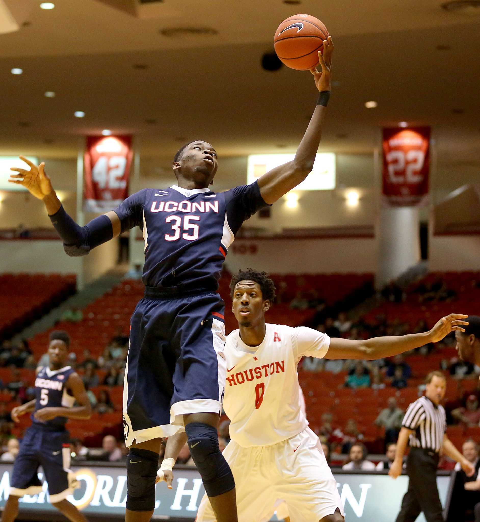 UConn men’s notebook: Foul troubles continue for Amida Brimah
