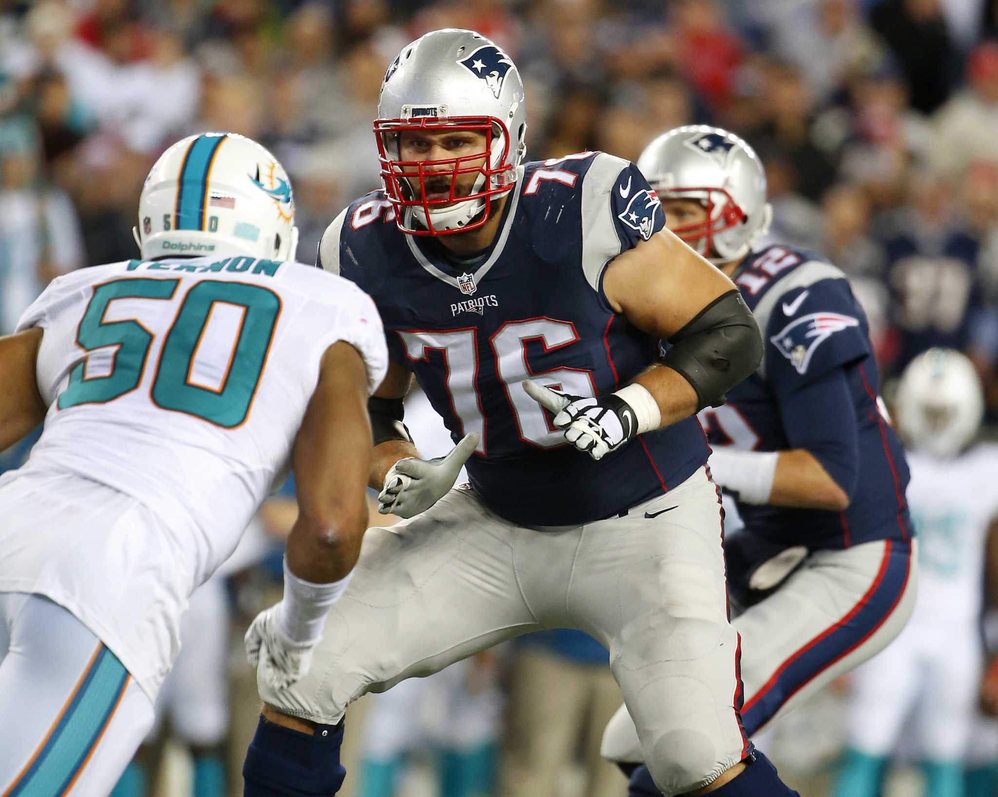 Patriots overcoming offensive line injuries