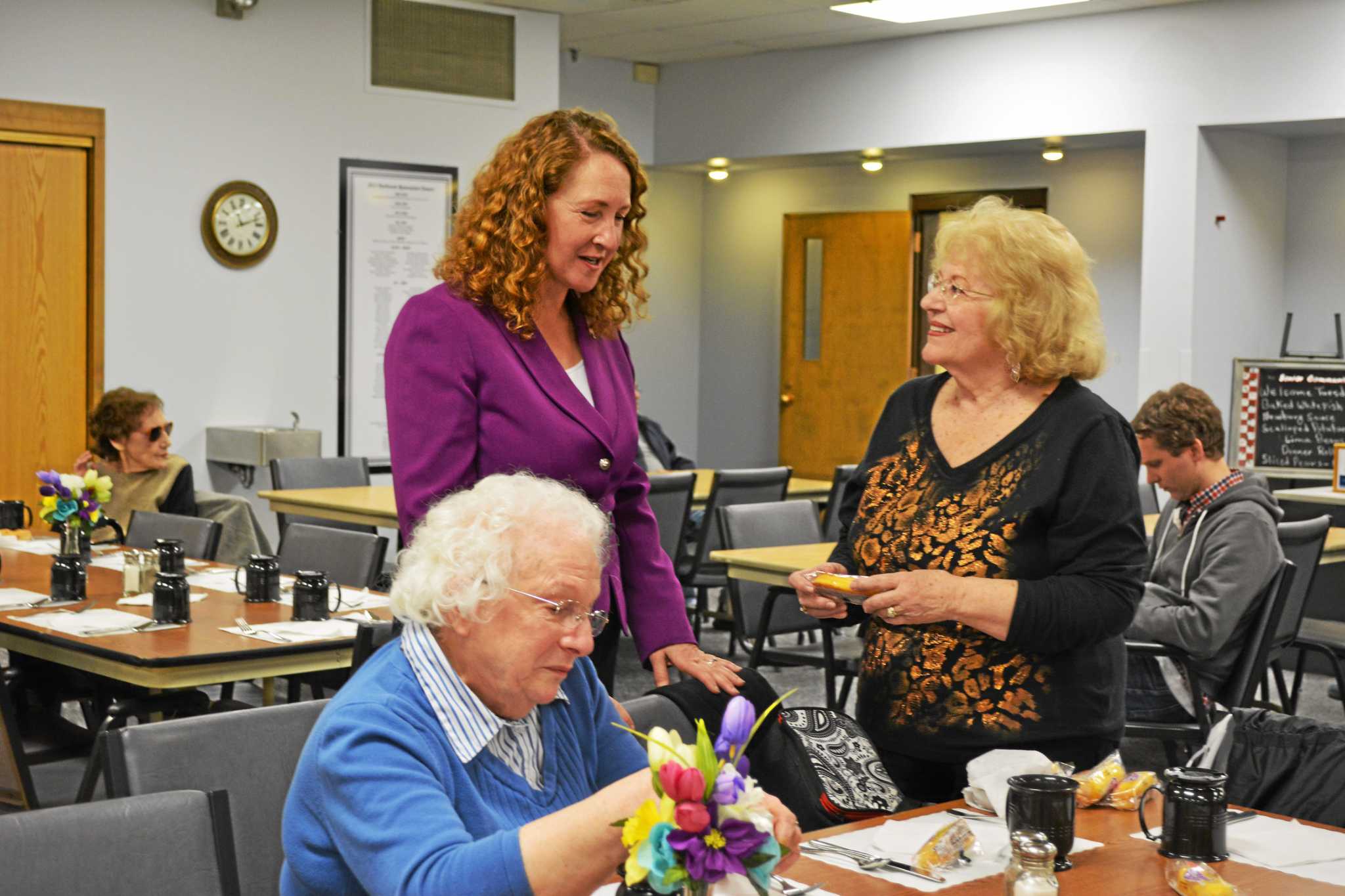 Elizabeth Esty visits with Torrington seniors