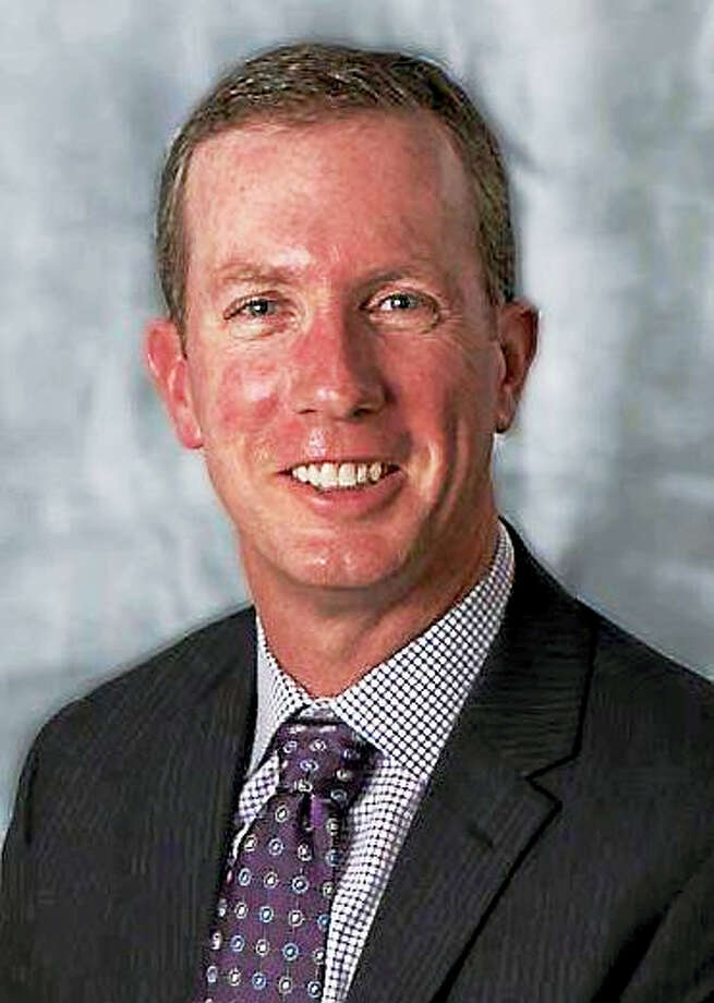 Business briefs, Dec. 4, 2016 - The Register Citizen