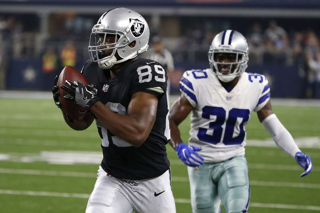 Amari Cooper’s book club flies under the radar