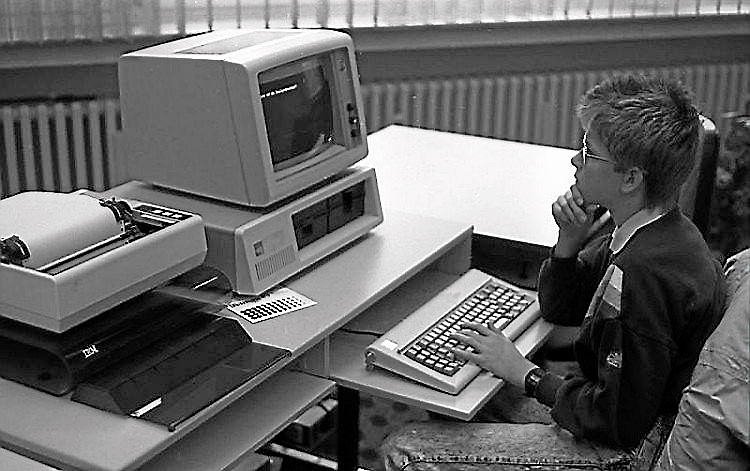 Father of IBM personal computer dies at 72