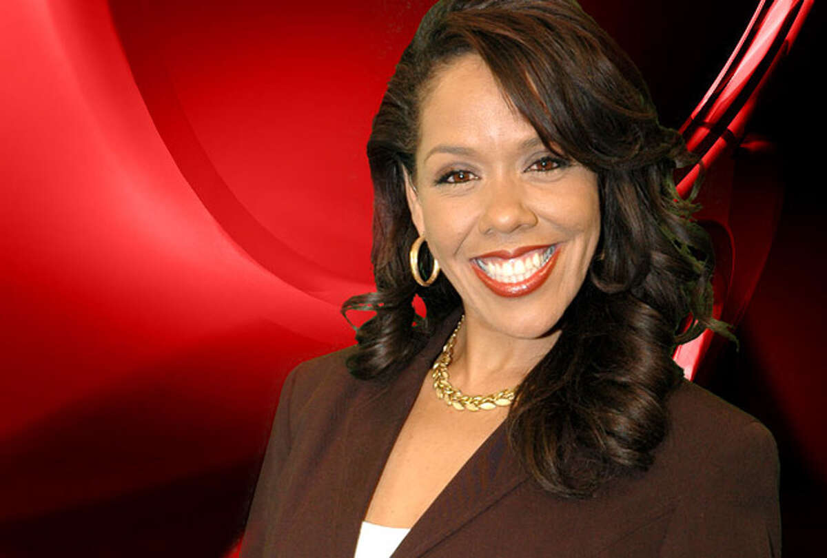 WTNH traffic reporter charged with shoplifting