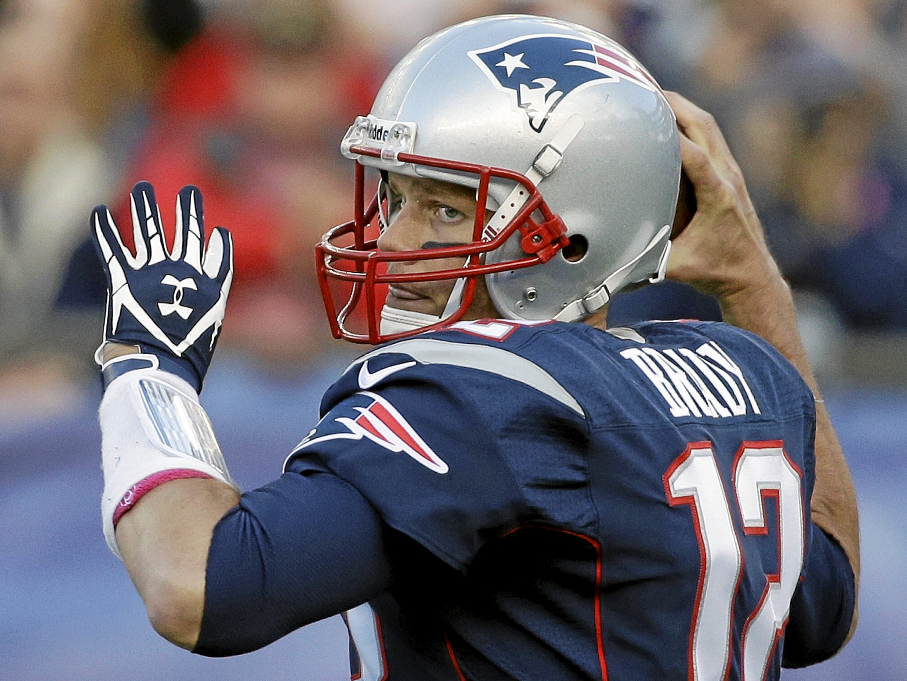 Poise and precision push Patriots’ Brady