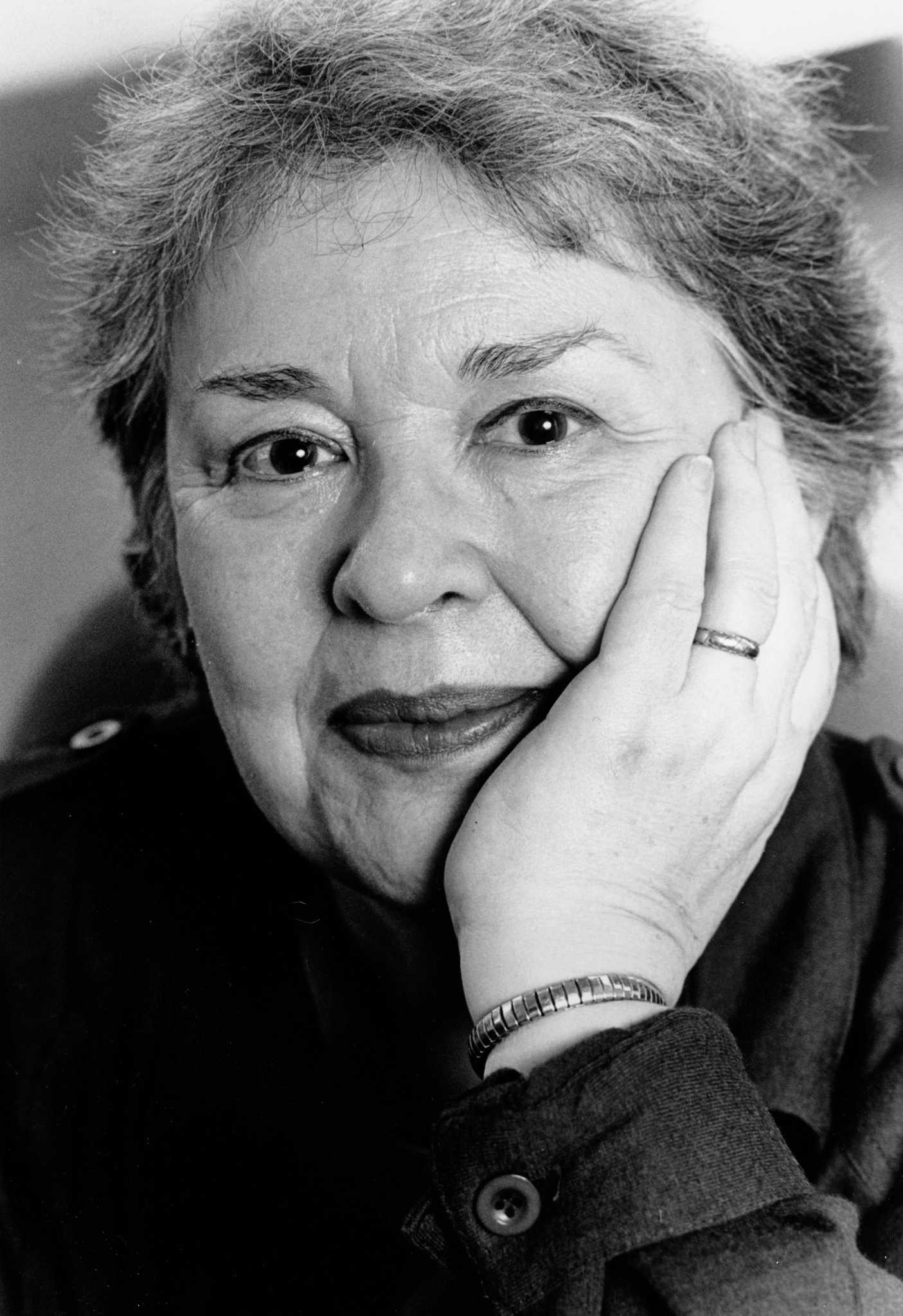 Sada Thompson, 1970s TV mom, dies in Danbury