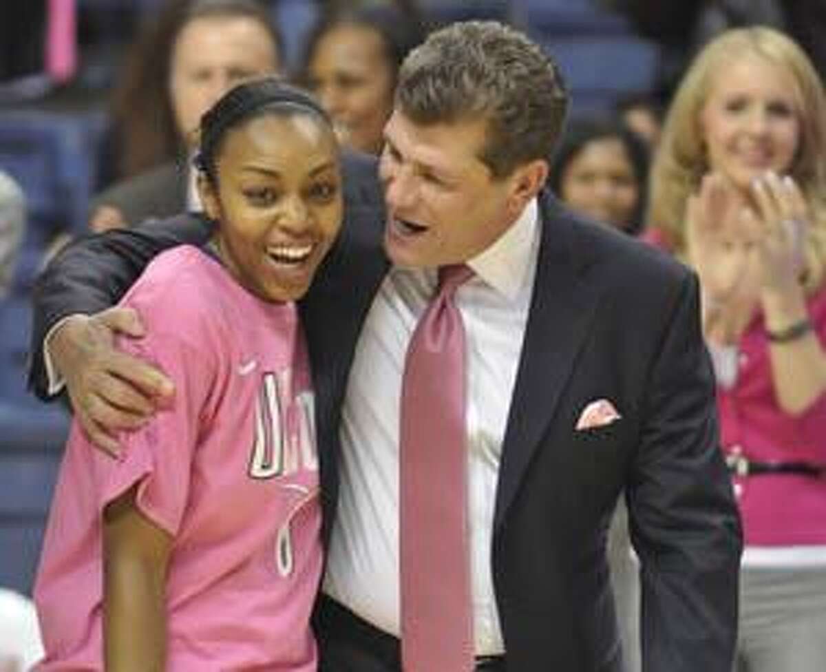 Former Husky Renee Montgomery takes on acting