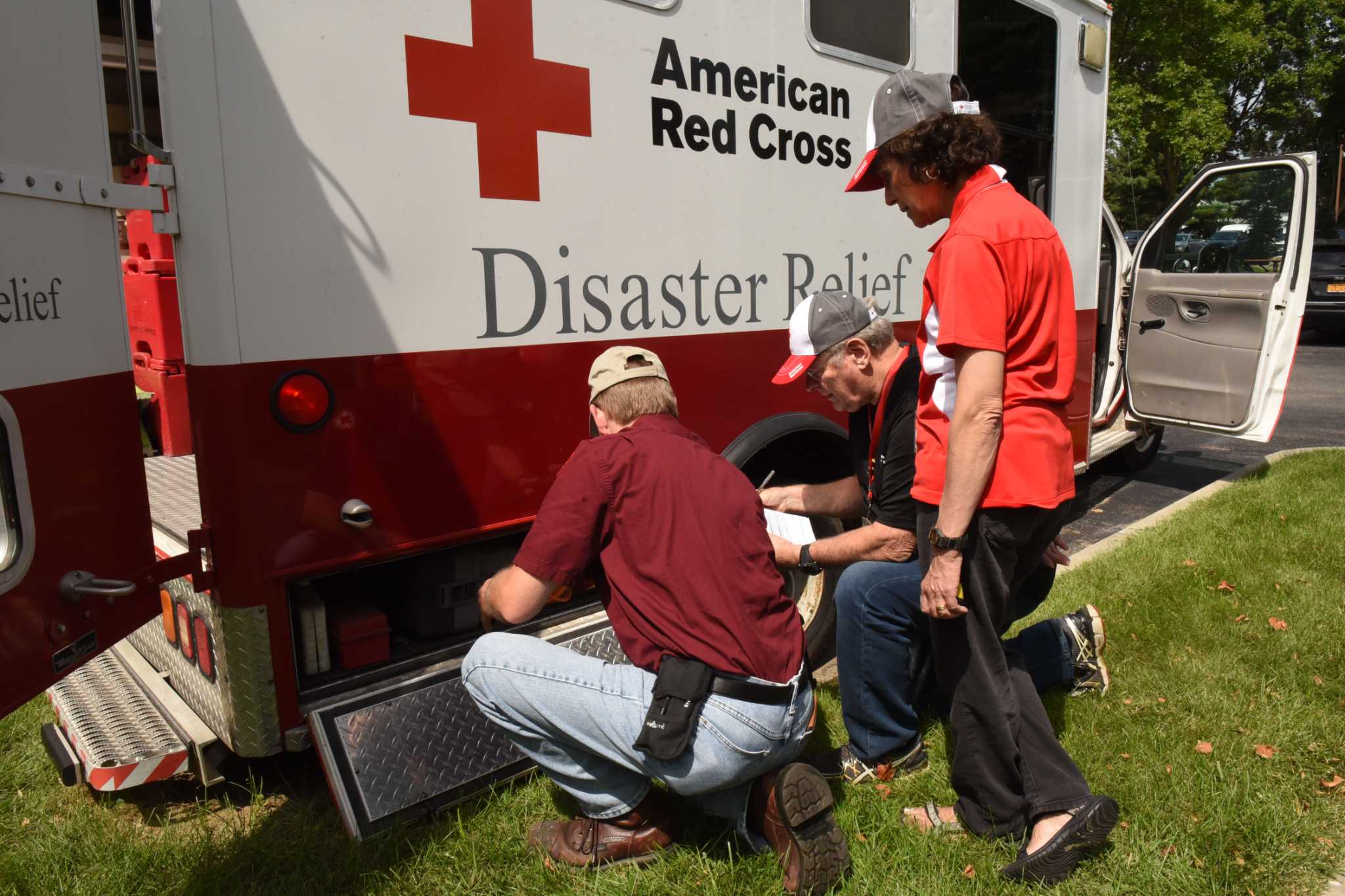 Red Cross holding area boot camps for potential Harvey volunteers