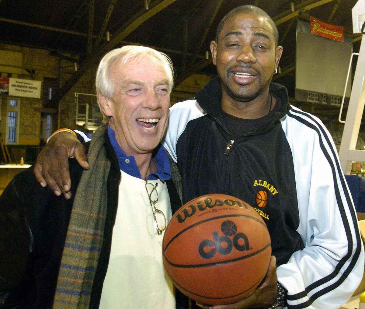 Pro basketball team Albany Patroons returning to Armory