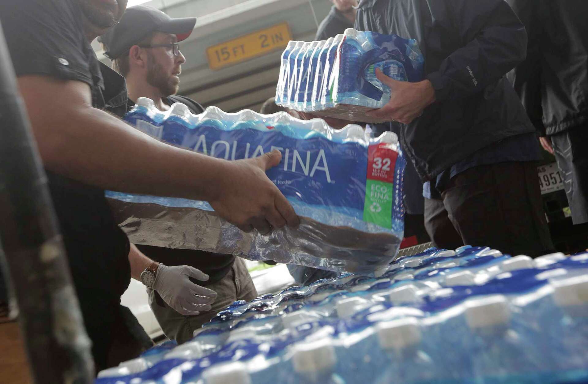 TMZ tags Houston Best Buy store for bottled water prices during Harvey