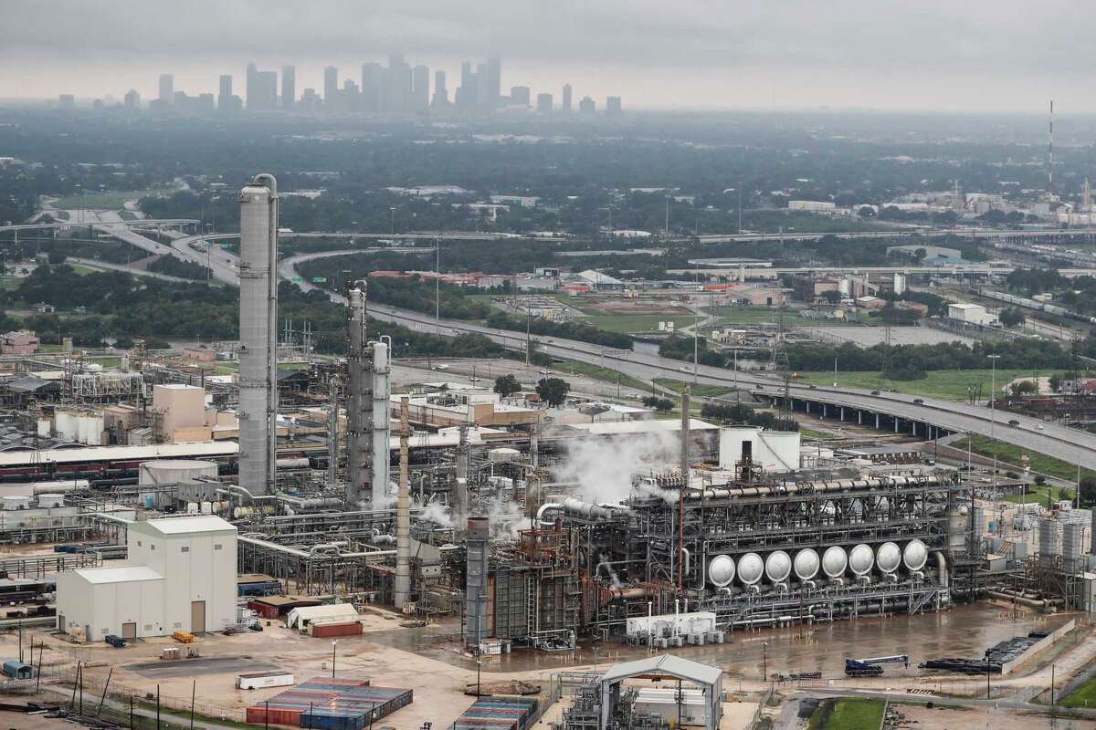 Harvey had minimal impact on depth of Houston Ship Channel