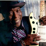 Buddy Guy keeps the blues alive - Houston Chronicle