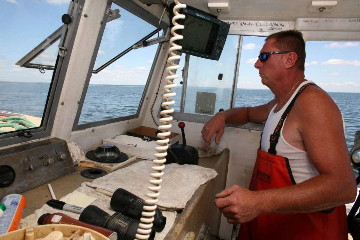 Local lobstermen say no to moratorium