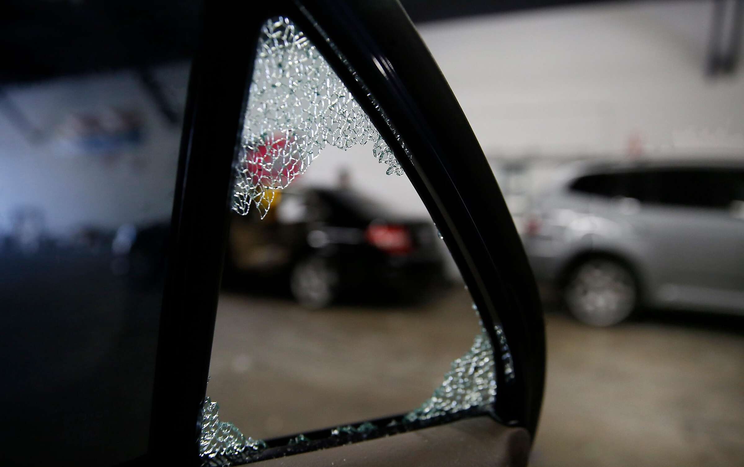 How to prevent car break-ins in SF? Signs suggest 'angry bees'