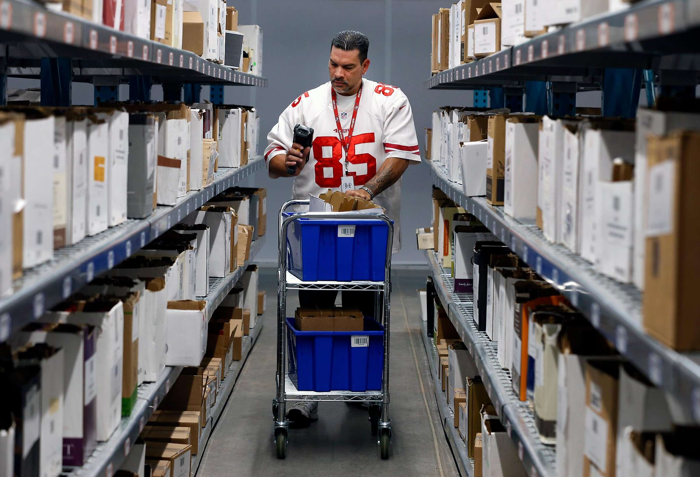 Napa wineries streamline shipping as alcohol regulations ease