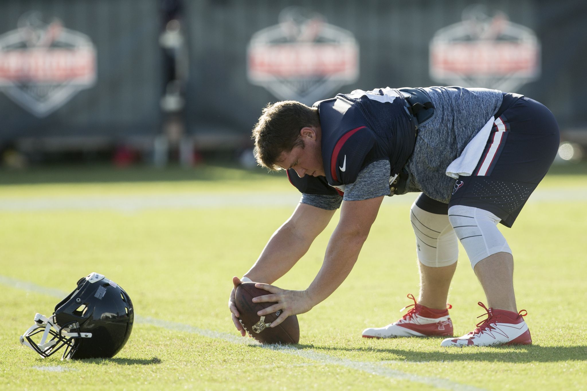 Long snapper Jon Weeks upbeat about Texans' special teams