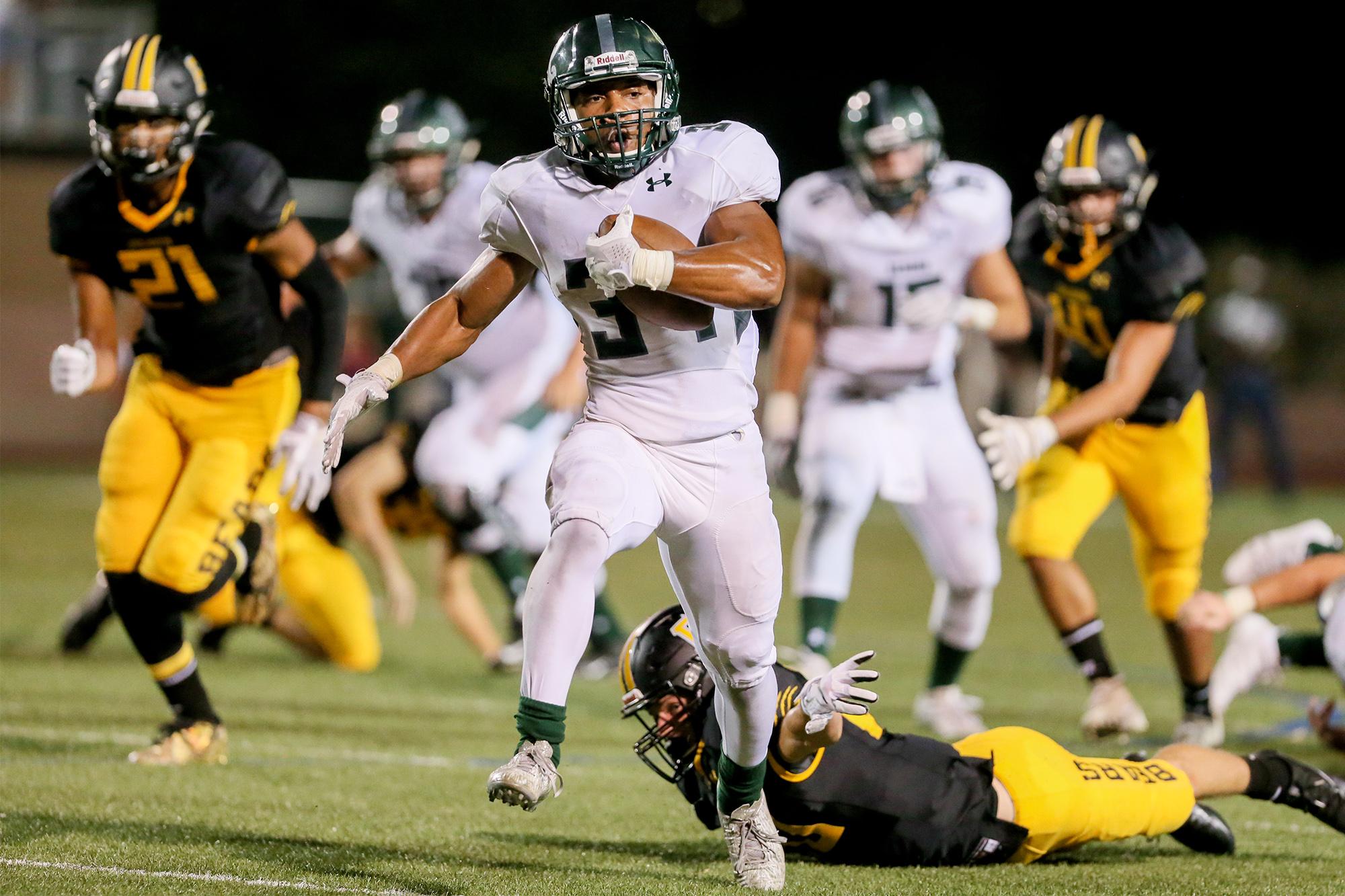 Rattlers use mid-game run to down Bears