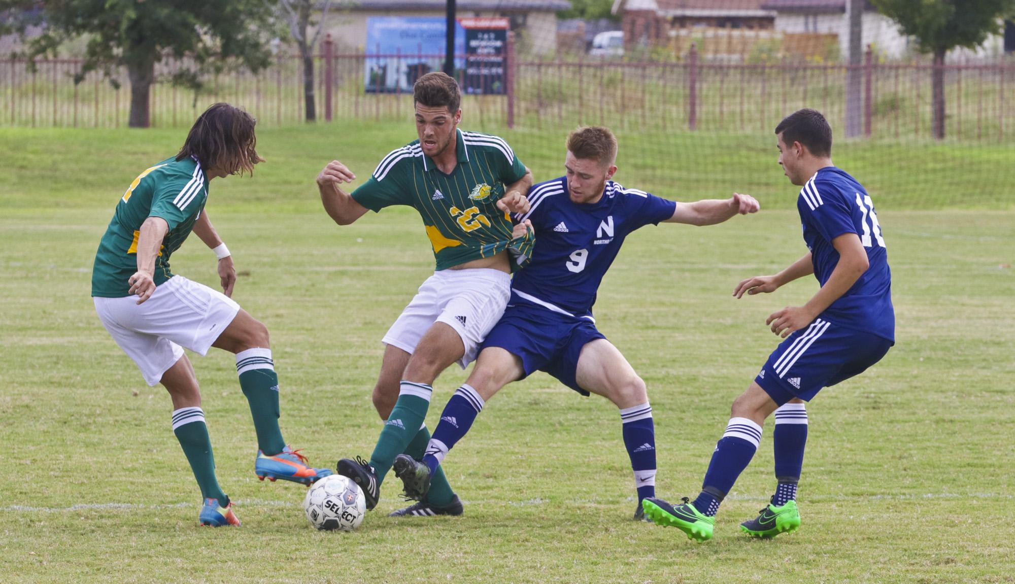 LCC begins conference play with 2 wins