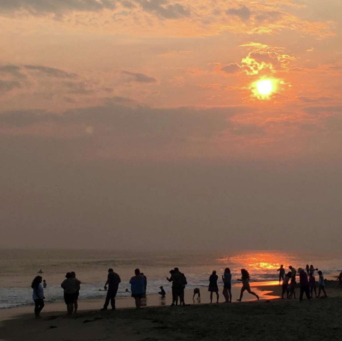 Local meteorologist falls victim to heat exhaustion during heat wave ...