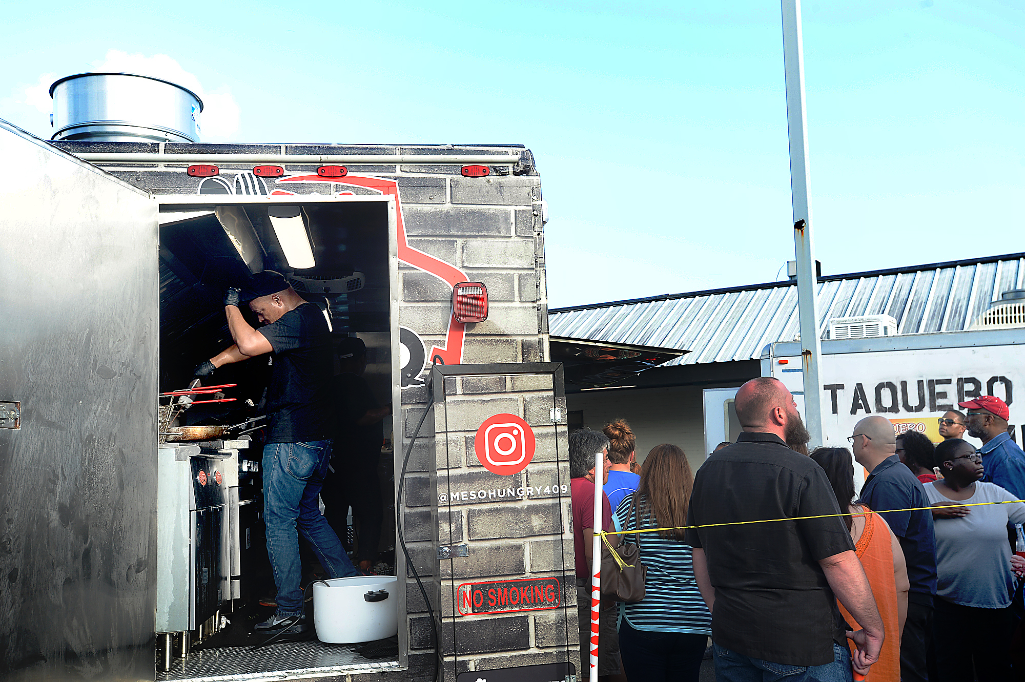 Hot Pick: Food Trucks Invade
