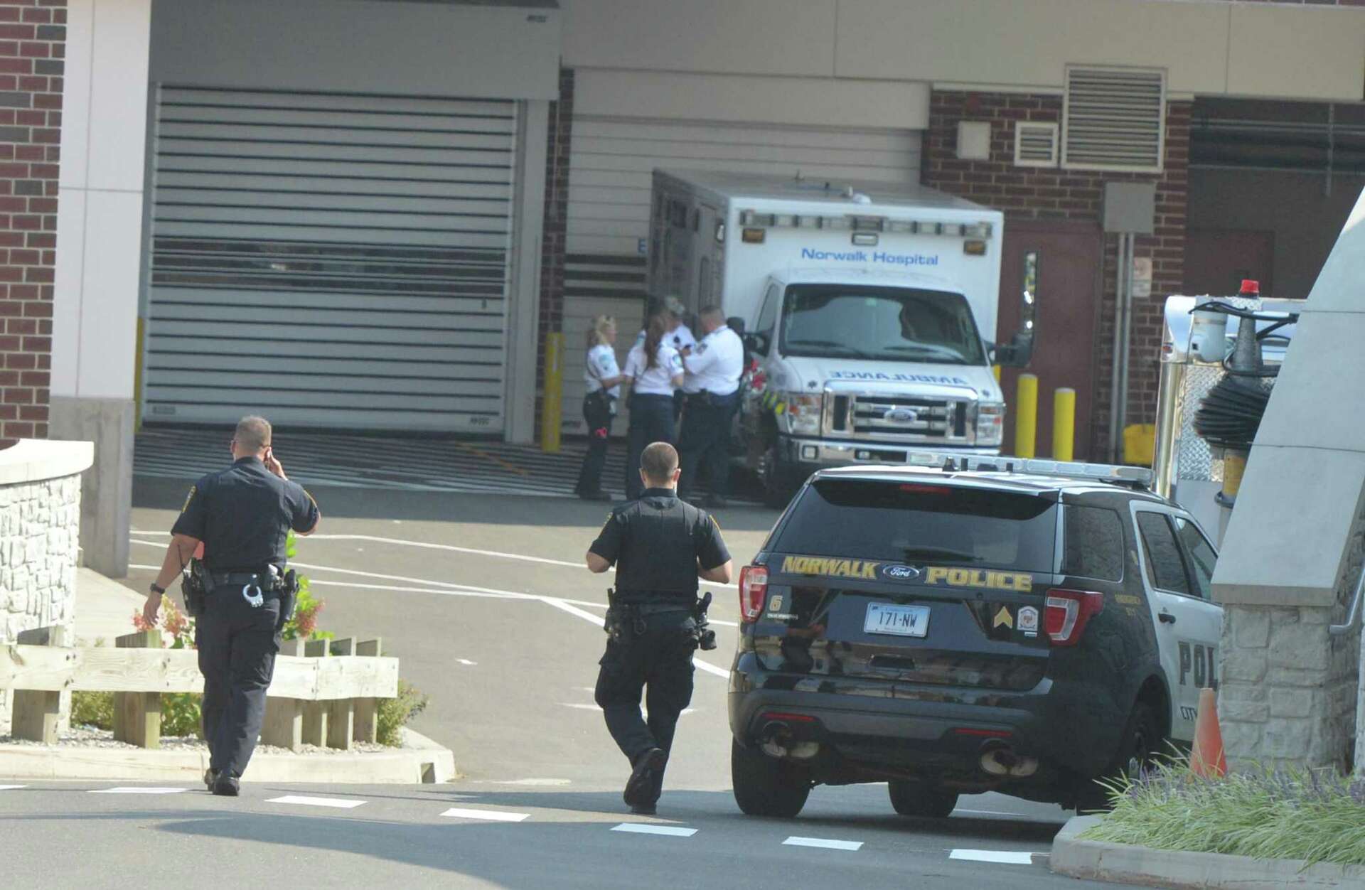 Officer in gun range shooting recovering, police investigate