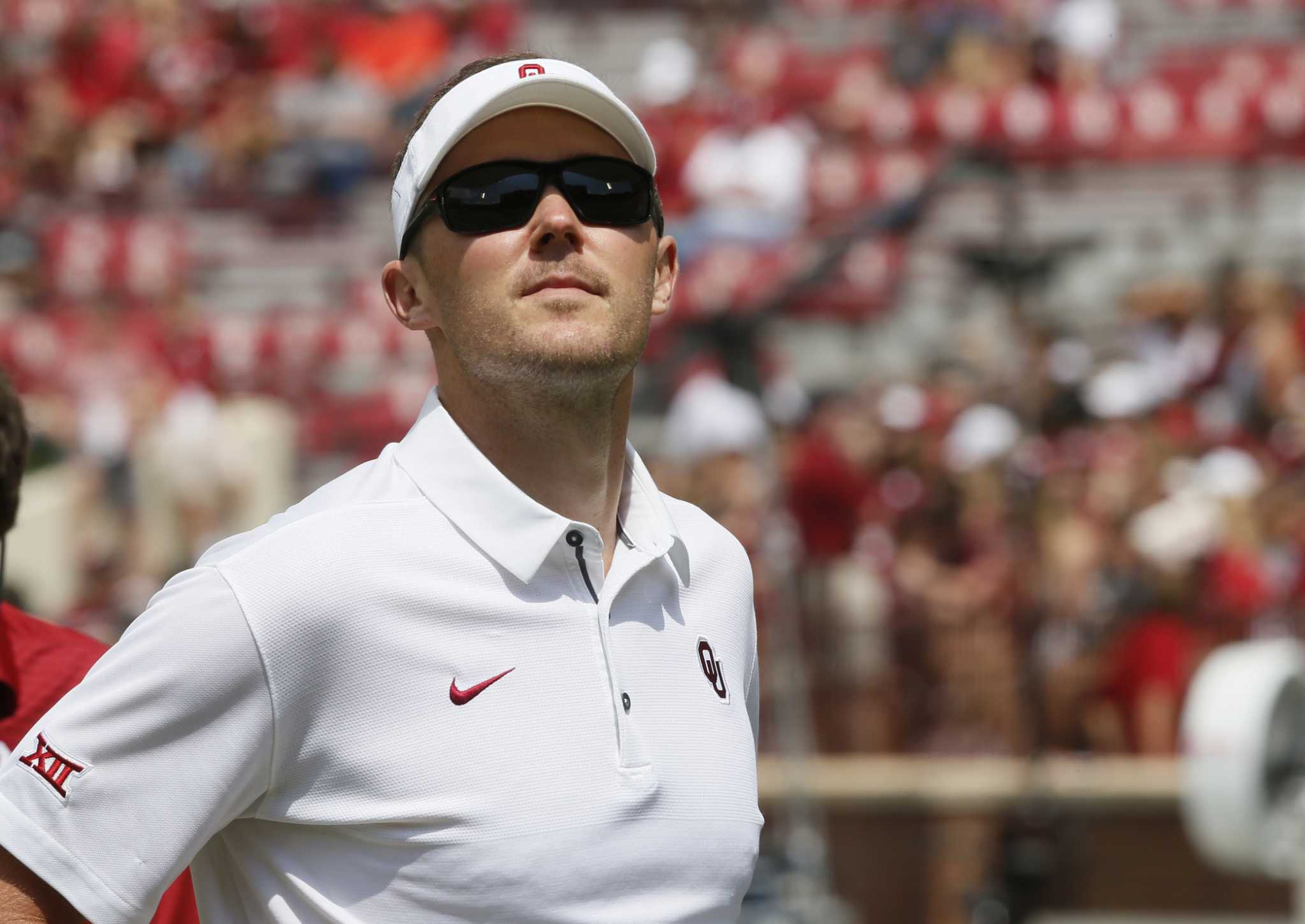 NCAA FOOTBALL: Oklahoma coach Riley gets first big test at Ohio State