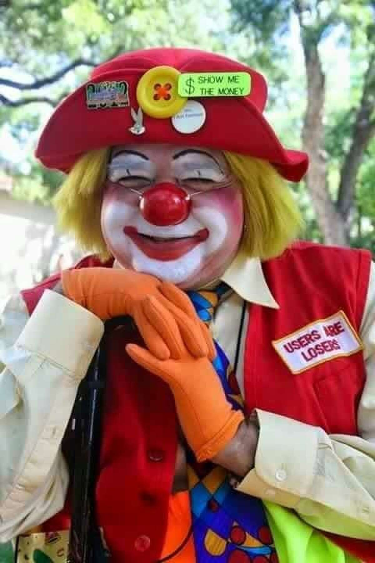 San Antonio clowns react to the return of Pennywise from ‘It’