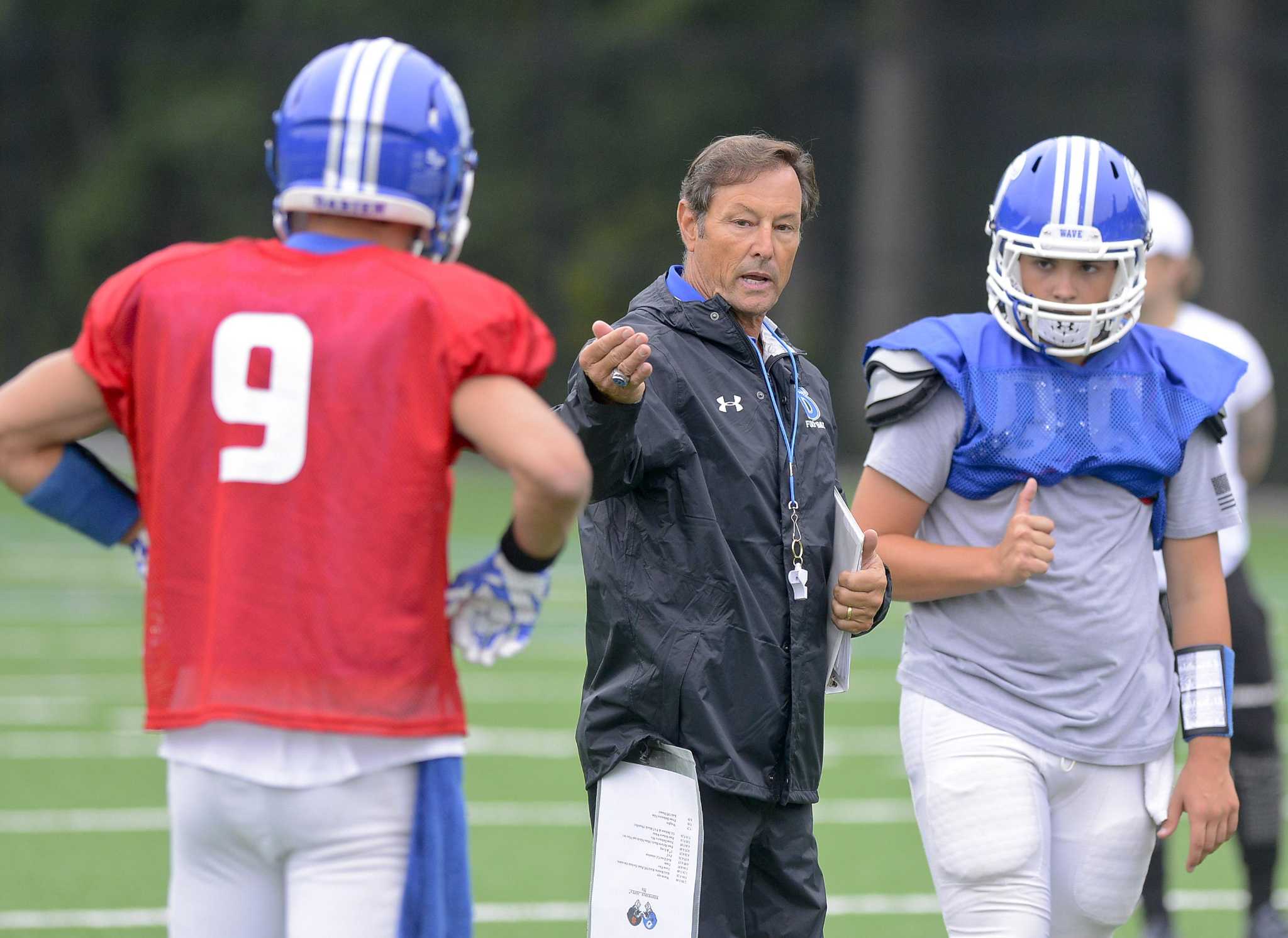 Darien football puts streak aside, focuses on Ridgefield