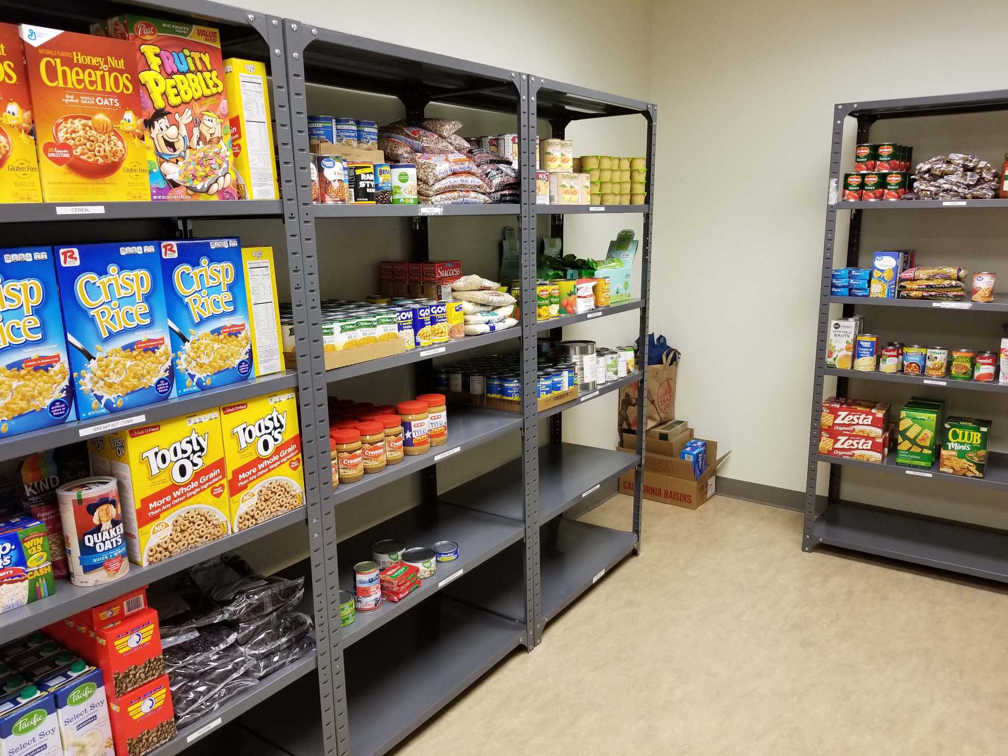 New food pantry opens at Lone Star College-Conroe
