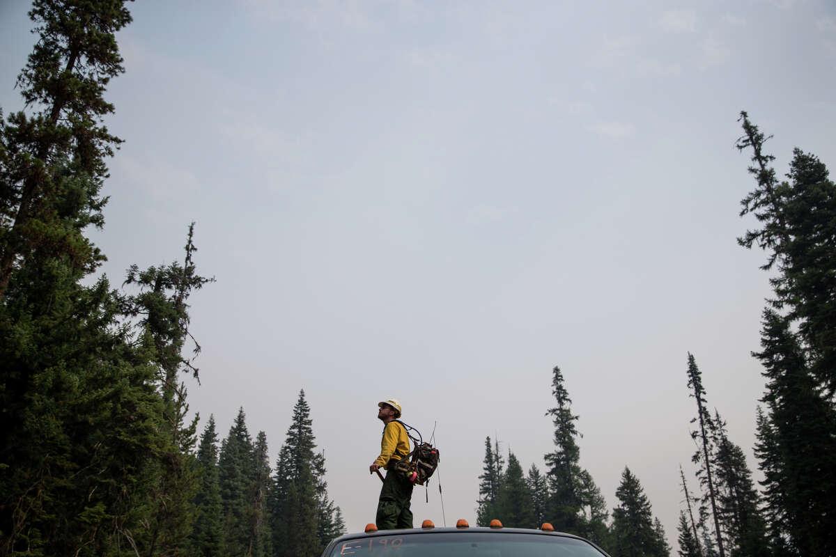 Weather helps Norse Peak Fire but long, slow burn ahead