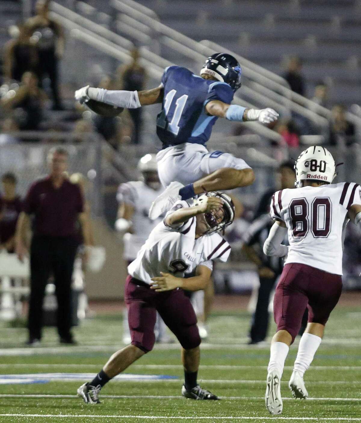 Calallen dominates trenches, rolls to victory over Johnson