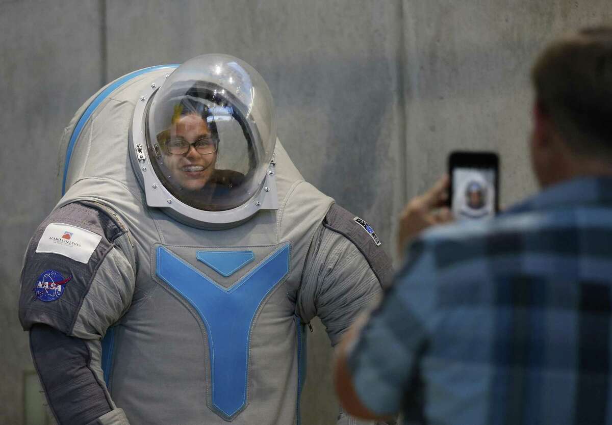 Scobee Center reveals the beauty of the heavens, the excitement of ...