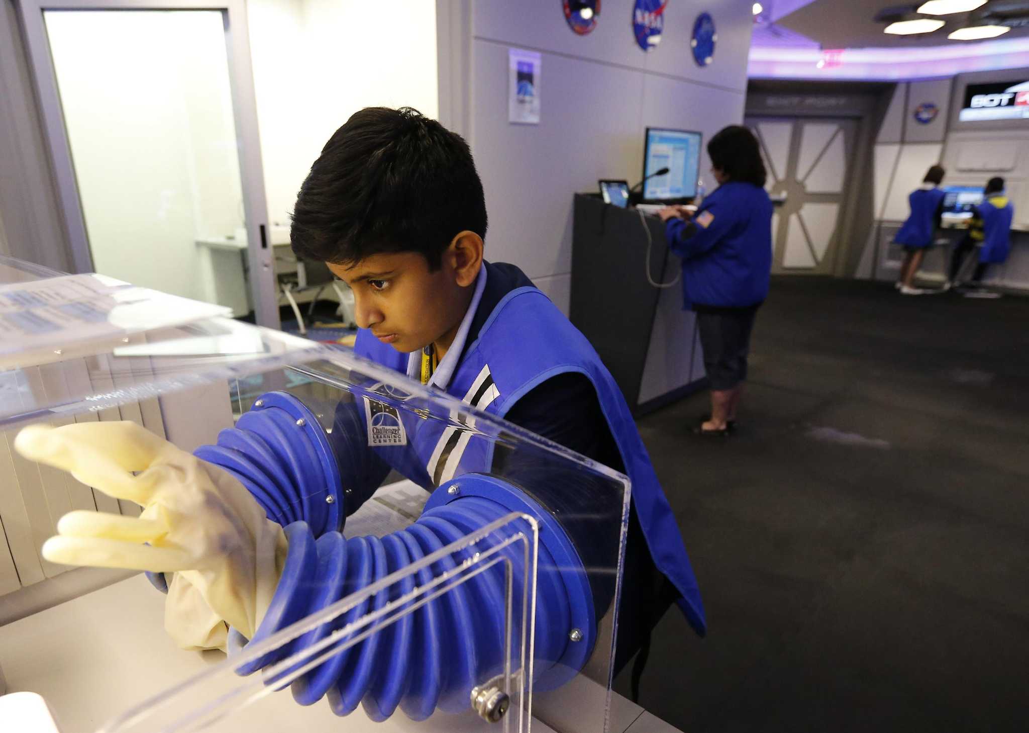 Scobee Center reveals the beauty of the heavens, the excitement of ...