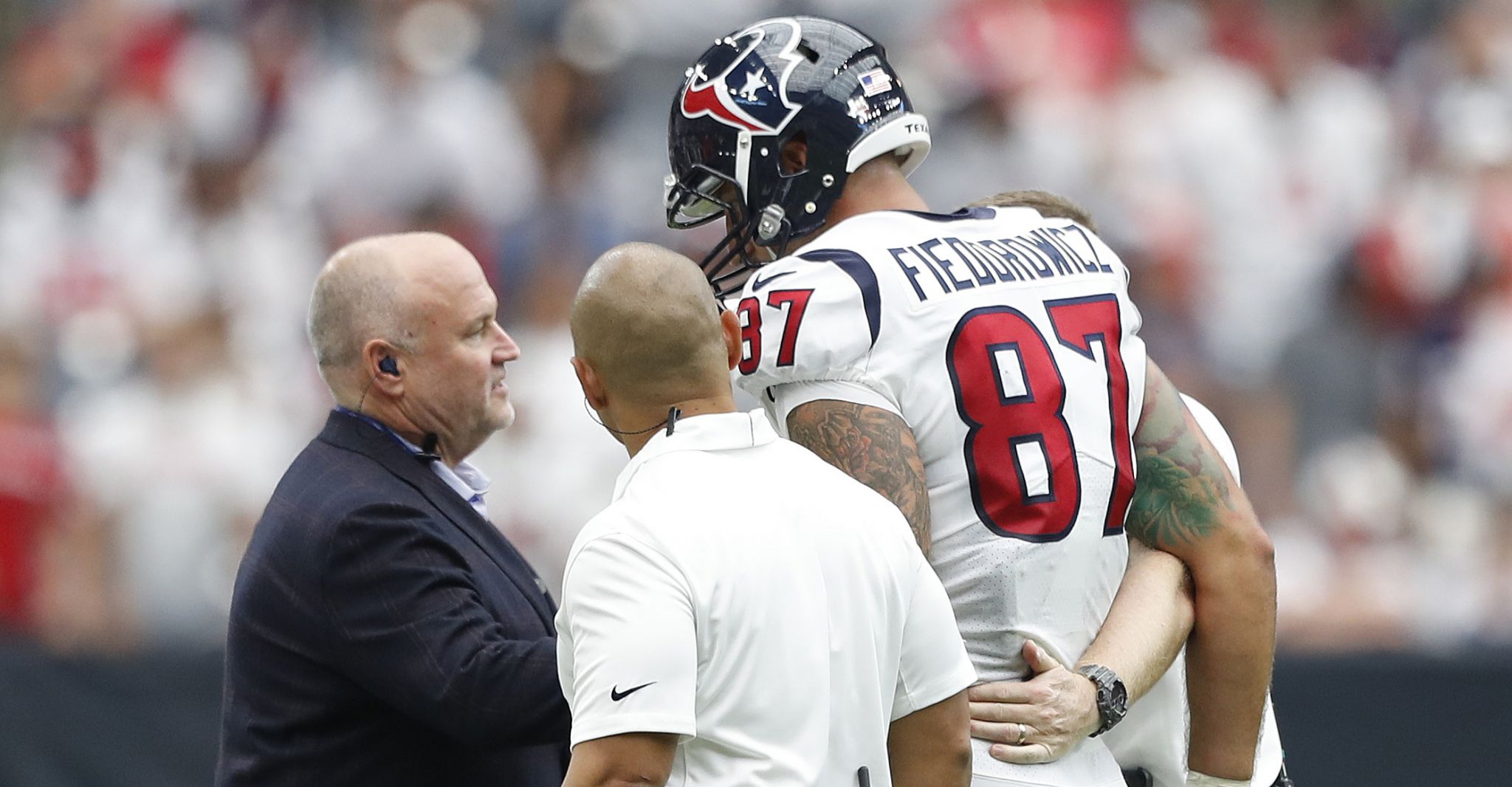 Texans rule out four players with concussion