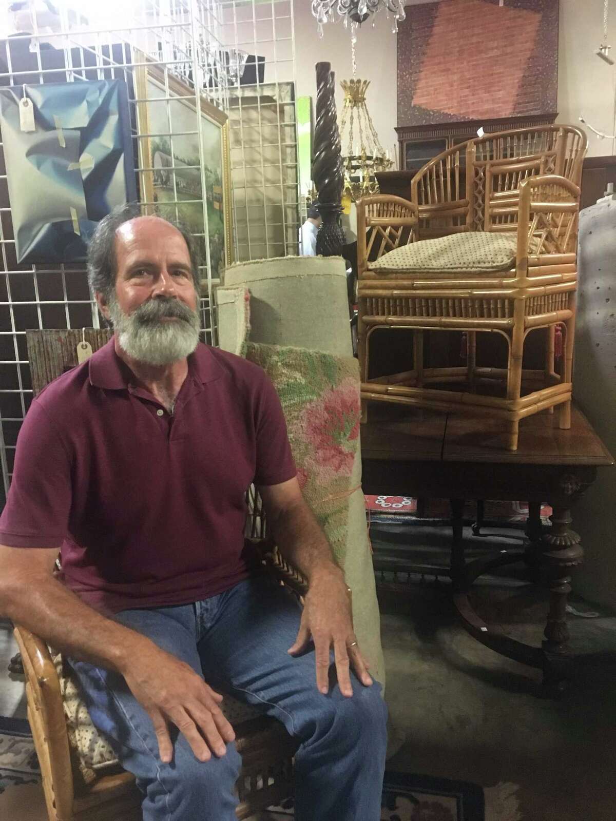 Partylike auctions attract bargain hunters, art lovers