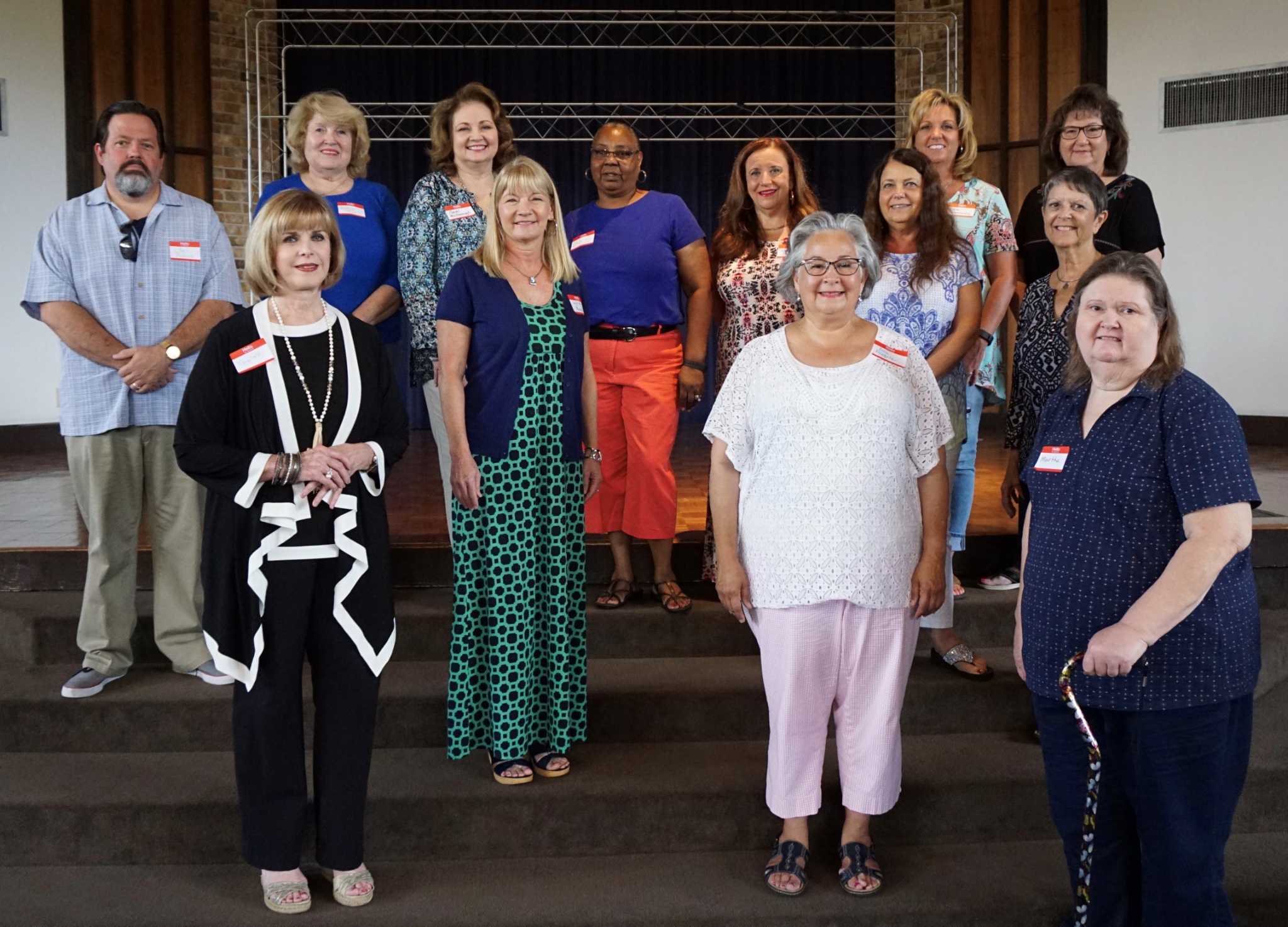 Retired educators group welcomes new members