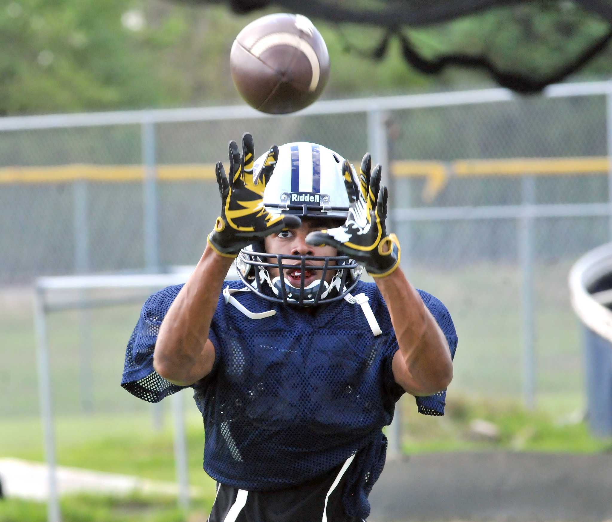 West Orange-Stark football at full strength heading into season opener